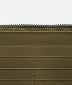 Bottega Veneta Intrecciato Braided Wallet