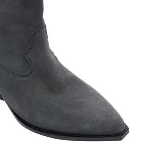 Isabel Marant Étoile Duerto Pointed Toe Cowboy Boots - Gray