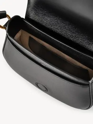 Chloé Horse Medal Saddle Crossbody Bag - Black