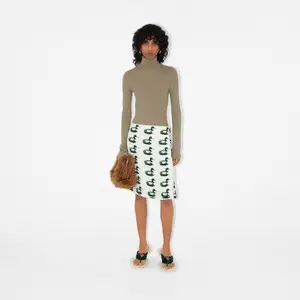 Burberry Ribbed Roll-neck Jumper With Logo Patch - Brown