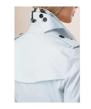 Burberry Double-breasted Trench Coat With Classic Collar