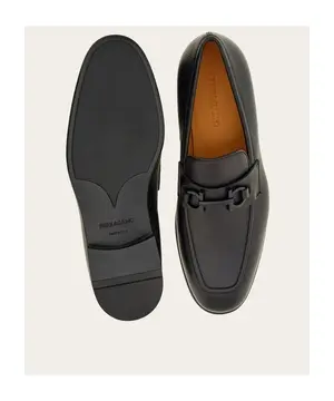FERRAGAMO Gancini Buckle Slip-on Loafers - Black