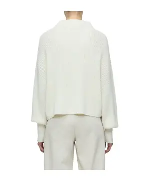 Closed Drop Shoulder Ribbed Knitwear - Ivory