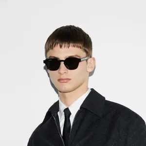 Gucci Oval Frame Sunglasses
