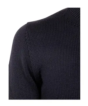 NUUR Long Sleeve Sweater