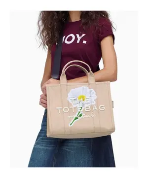 Marc Jacobs Daisy Script Medium Tote Bag - Nude