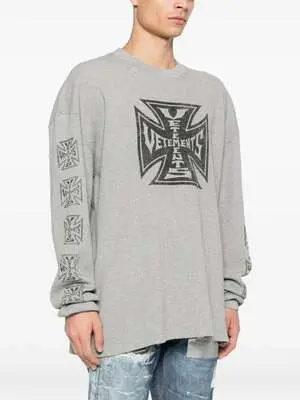 Vetements Long Sleeve Printed Sweatshirt