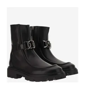 TOD'S Round Toe Zip Up Ankle Boots With Logo Clasp
