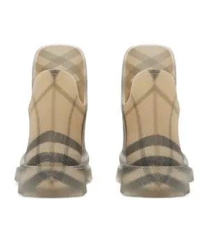 Burberry Checked Pull On Boots - Grain Color