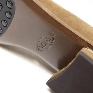 TOD'S Round Toe Low Heel Flats