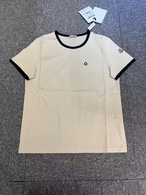 Moncler Logo Embroidered Crewneck T-shirt - Pink