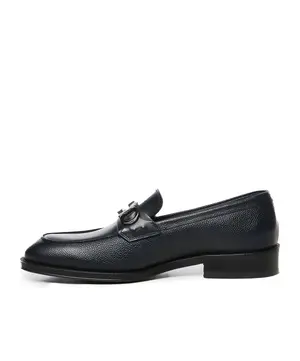 FERRAGAMO Gancini Buckled Loafers - Black