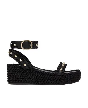Valentino Garavani Rockstud Open Toe Wedge Sandals - Black