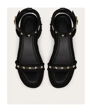 Valentino Garavani Rockstud Open Toe Wedge Sandals - Black