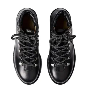 SCAROSSO Catherine Round-toe Lace-up Boots
