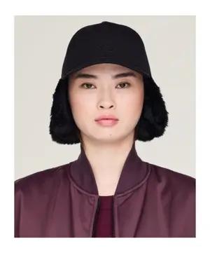 Y3 Ear Cap