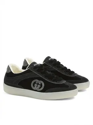 Gucci Logo Patch Low-top Sneakers - Black