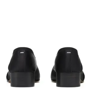 MAISON MARGIELA Tabi Ballet Flats
