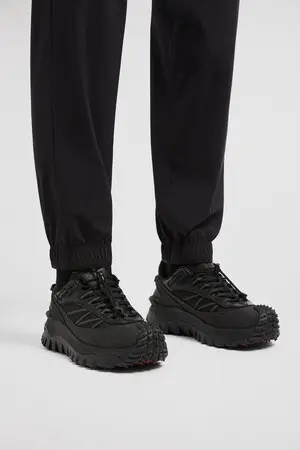 Moncler Trailgrip Gtx Lace-up Sneakers - Black