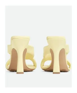 Bottega Veneta Riva Mules - Nude