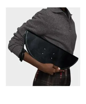 MAISON MARGIELA Half-moon Pouch - Black