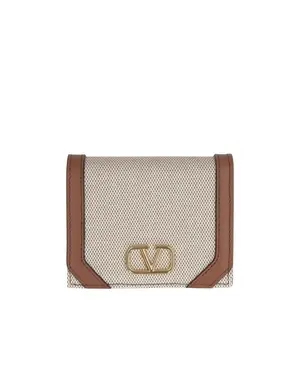 Valentino Garavani Natural Accessories