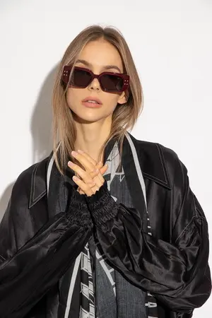 Valentino Garavani Rectangular Frame Sunglasses - Brown