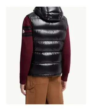Moncler Bormes Hooded Down Gilet