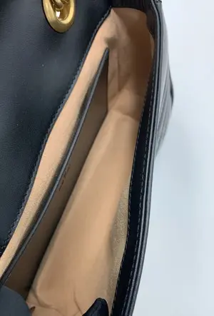 Gucci Gg Marmont Matelassé Mini Shoulder Bag - Black