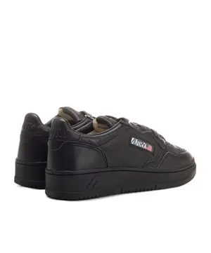 AUTRY Medalist Lace-up Round Toe Sneakers - Black
