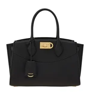 FERRAGAMO Studio Medium Soft Bag - Black