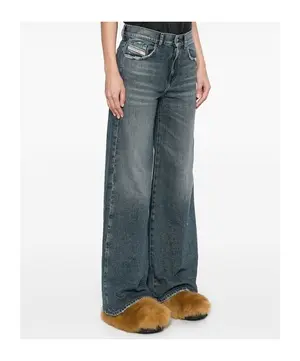 DIESEL® 1978 D-akemi Logo Patch Jeans - Black
