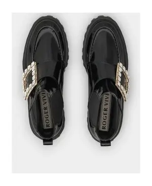 ROGER VIVIER Viv' Go-thick Strass Buckle Chelsea Ankle Boots In Patent Leather - Black