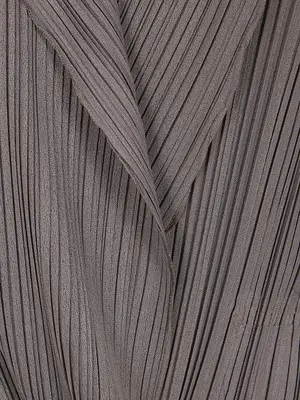 Giorgio Armani Pleated Twin-set Top With Lapel Design - Gray