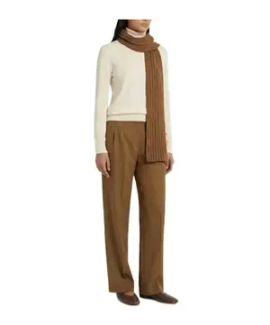 THE ROW Lizzy Knit Turtleneck Cashmere Sweater - Nude