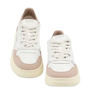 AUTRY Medalist Low-top Sneakers With Suede Inserts - Nude