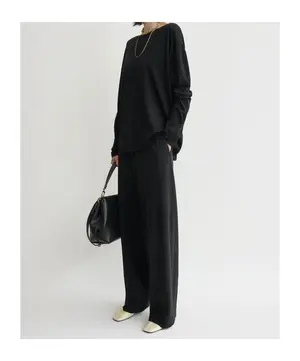 TOTEME Round Neck Long Sleeve Sweater