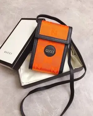 Gucci Off The Grid Gg Supreme Phone Pouch