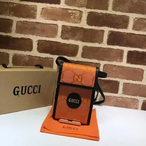 Gucci Off The Grid Gg Supreme Phone Pouch