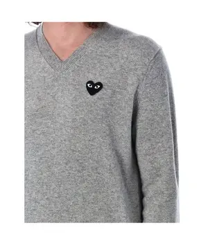 Play Comme Des Garcon V-neck Sweater With Heart Applique - Light Grey