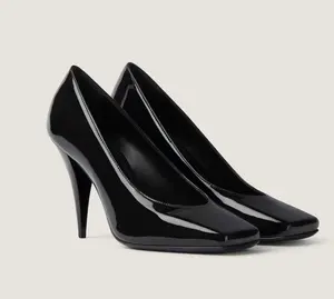 Givenchy Sliced Square-toe Pumps - Black
