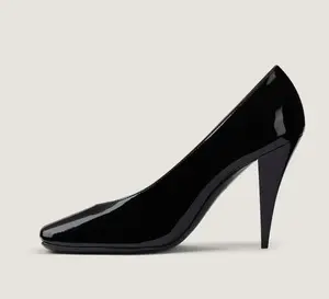 Givenchy Sliced Square-toe Pumps - Black