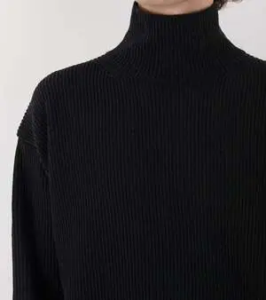 Auralee Ribbed Long Sleeve Sweater