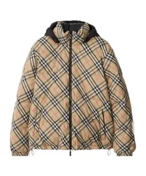 Burberry Checked Reversible Zip-up Jacket