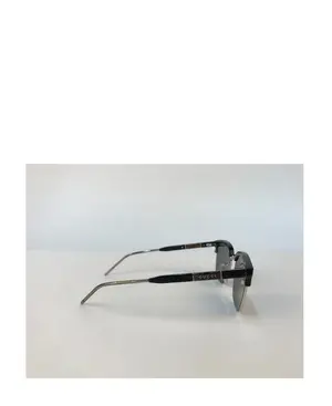 Gucci Logo Embellished Sunglasses - Purple