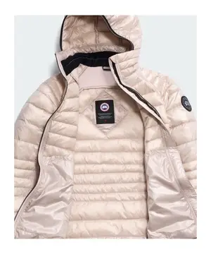 Canada Goose Hybridge Lite Hooded Quilted Jacket
