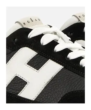 Hogan Athletic Sneakers With H-shaped Pattern And Drawstring Closure - Black