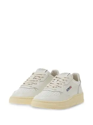 AUTRY Medalist Low-top Sneakers - White