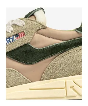 AUTRY Reelwind Low-top Sneakers - Nude