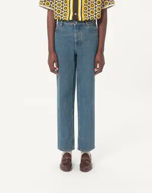 Valentino Garavani Straight Leg Jeans With Logo Patch - Blue